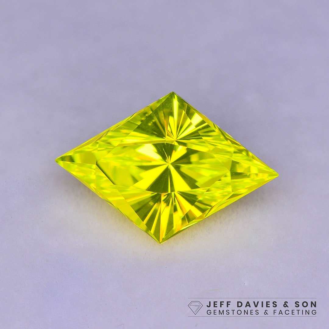 Precision Cut - 3.25ct Lab Lumo Garnet YAG – Yttrium Aluminum Garnet ...