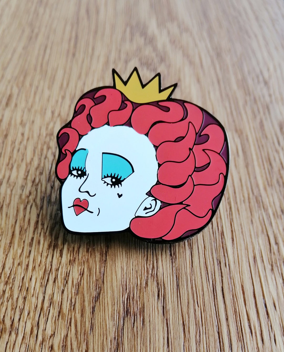 Queen of Hearts / Brooch / Red Queen Pin / Alice in Wonderland Art ...