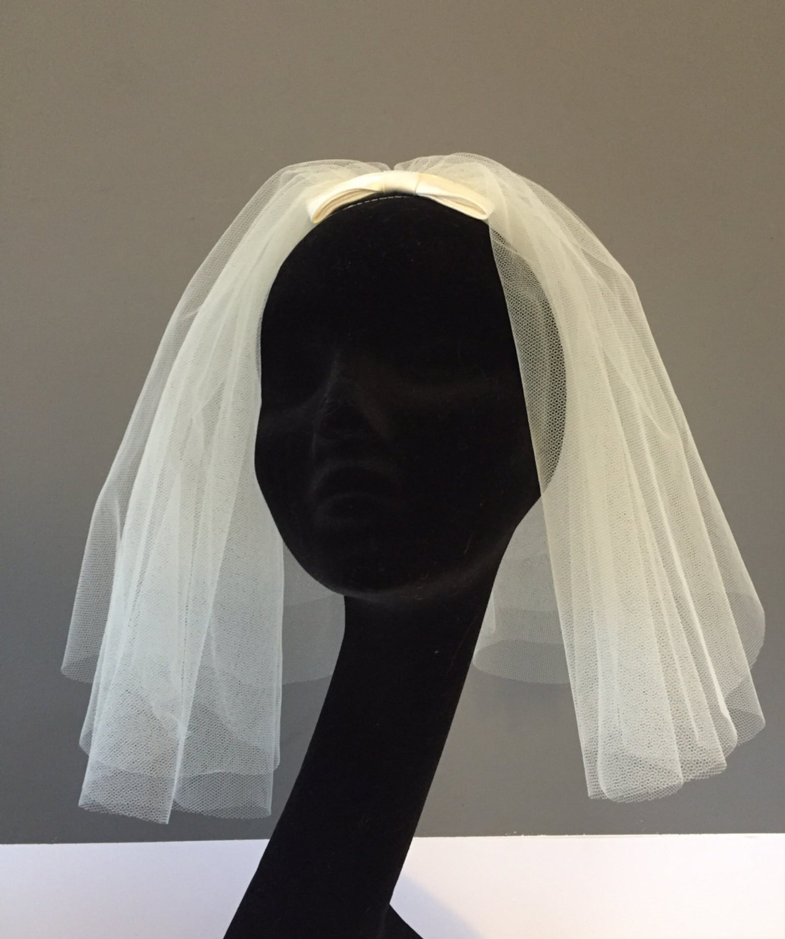 Short Wedding Bow Veil 60s Style - Etsy UK