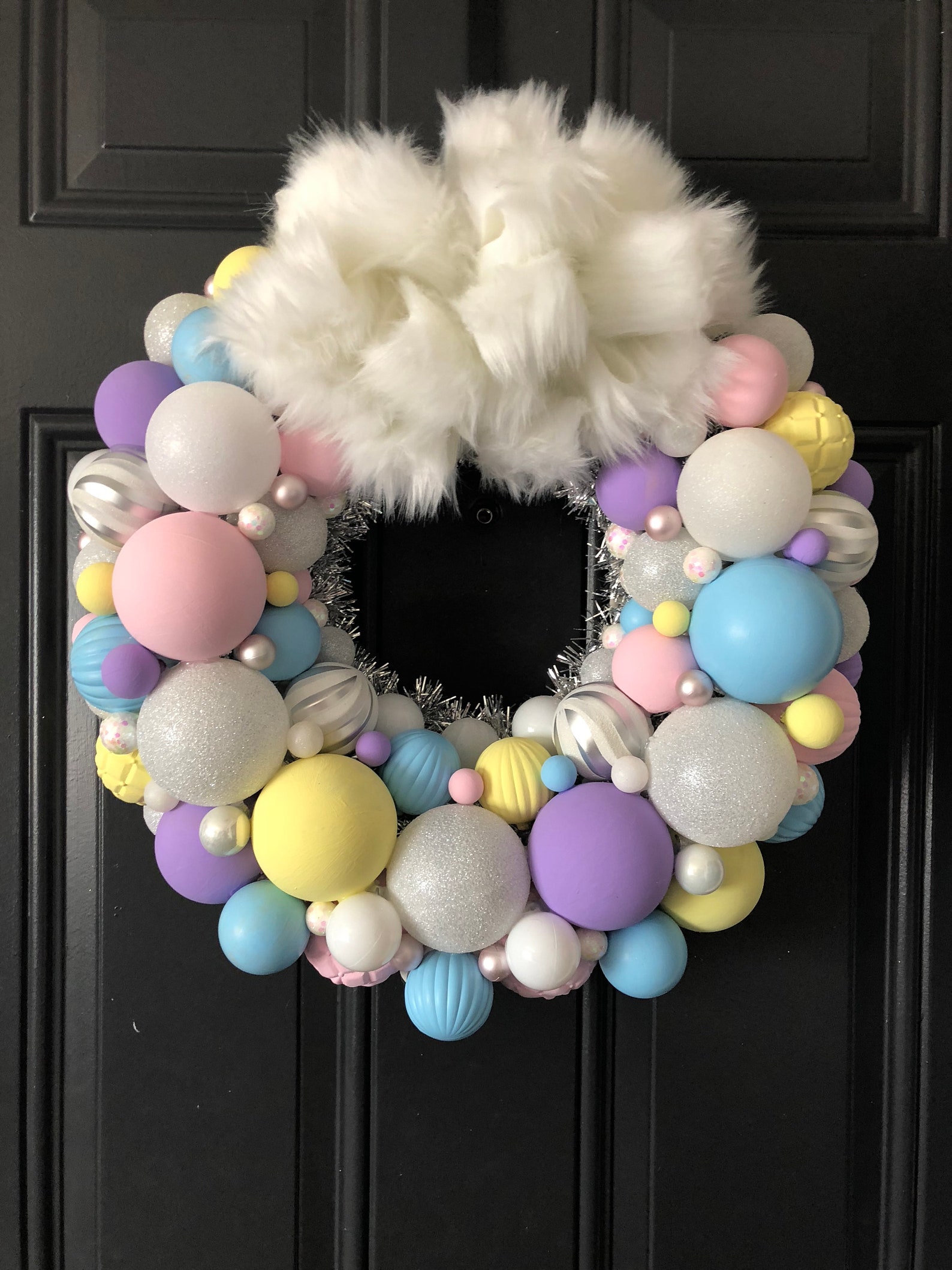 Unicorn Wreath, Fluffy Unicorn, Whimsical Unicorn, Pastel Rainbow, Bulb ...