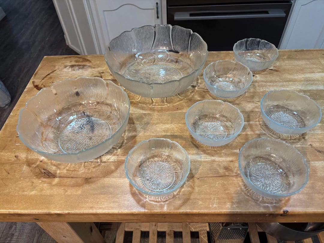 French Arcoroc FLEUR LOTS - Clear Textured Glass - Bowls, Plates, Juice ...