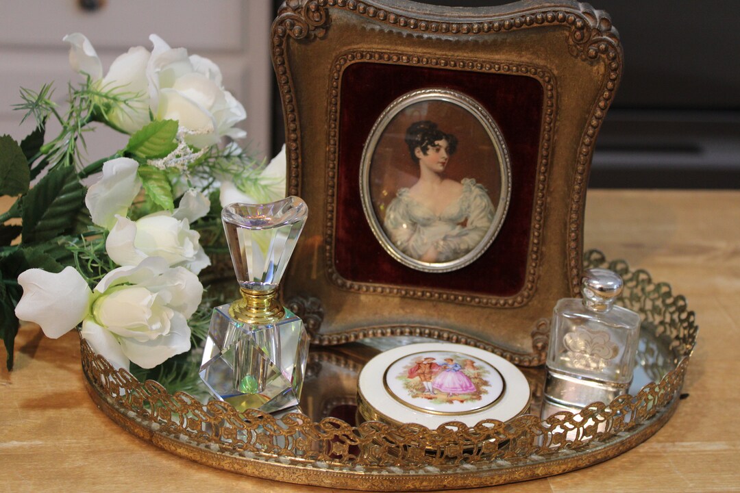 COSMETICS Powder Compact Crown Fragonard Limoges Style Cameo Creation ...