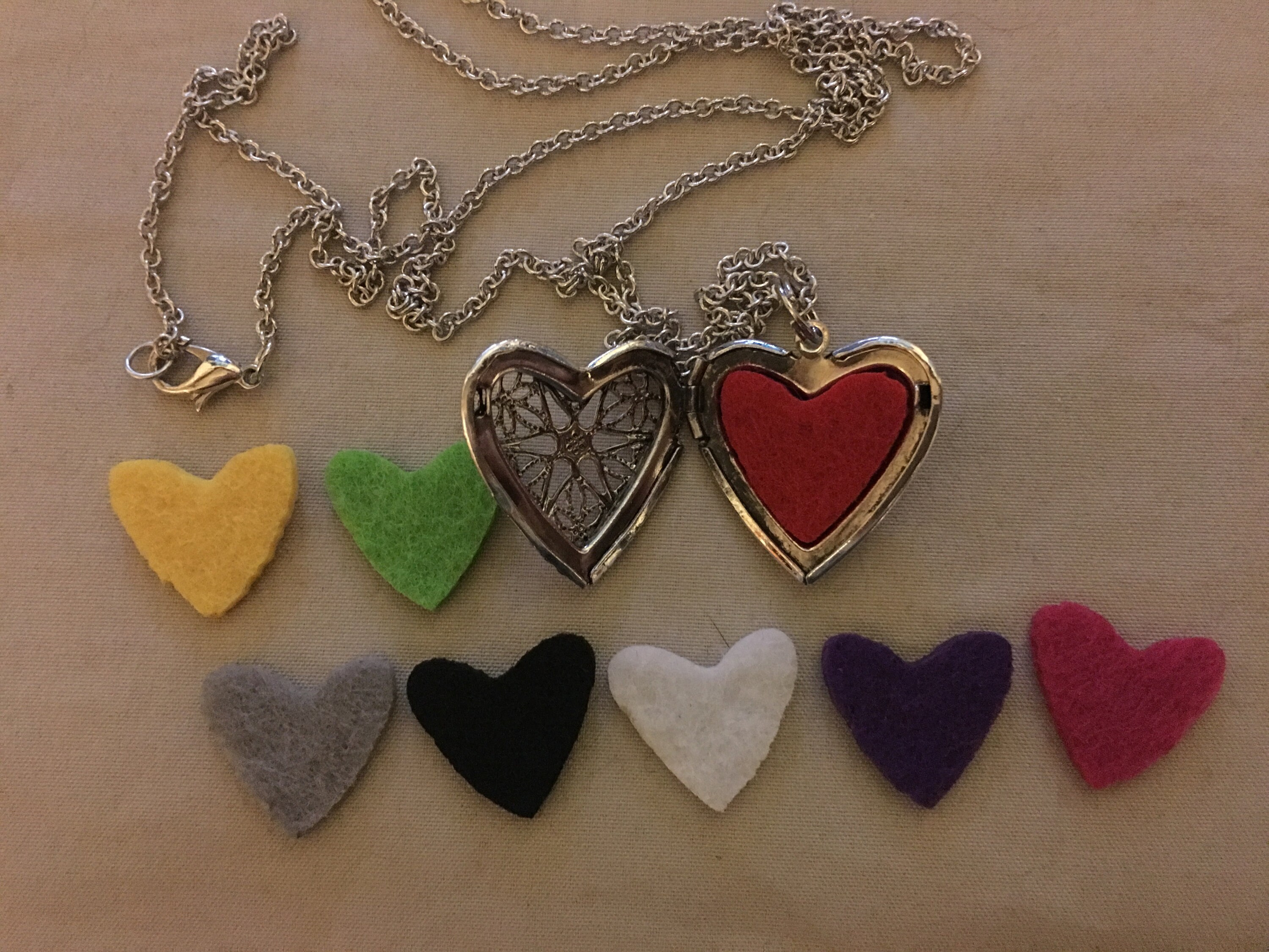 Heart Silver Essential Oil Diffuser Necklace Aromatherapy Locket ...