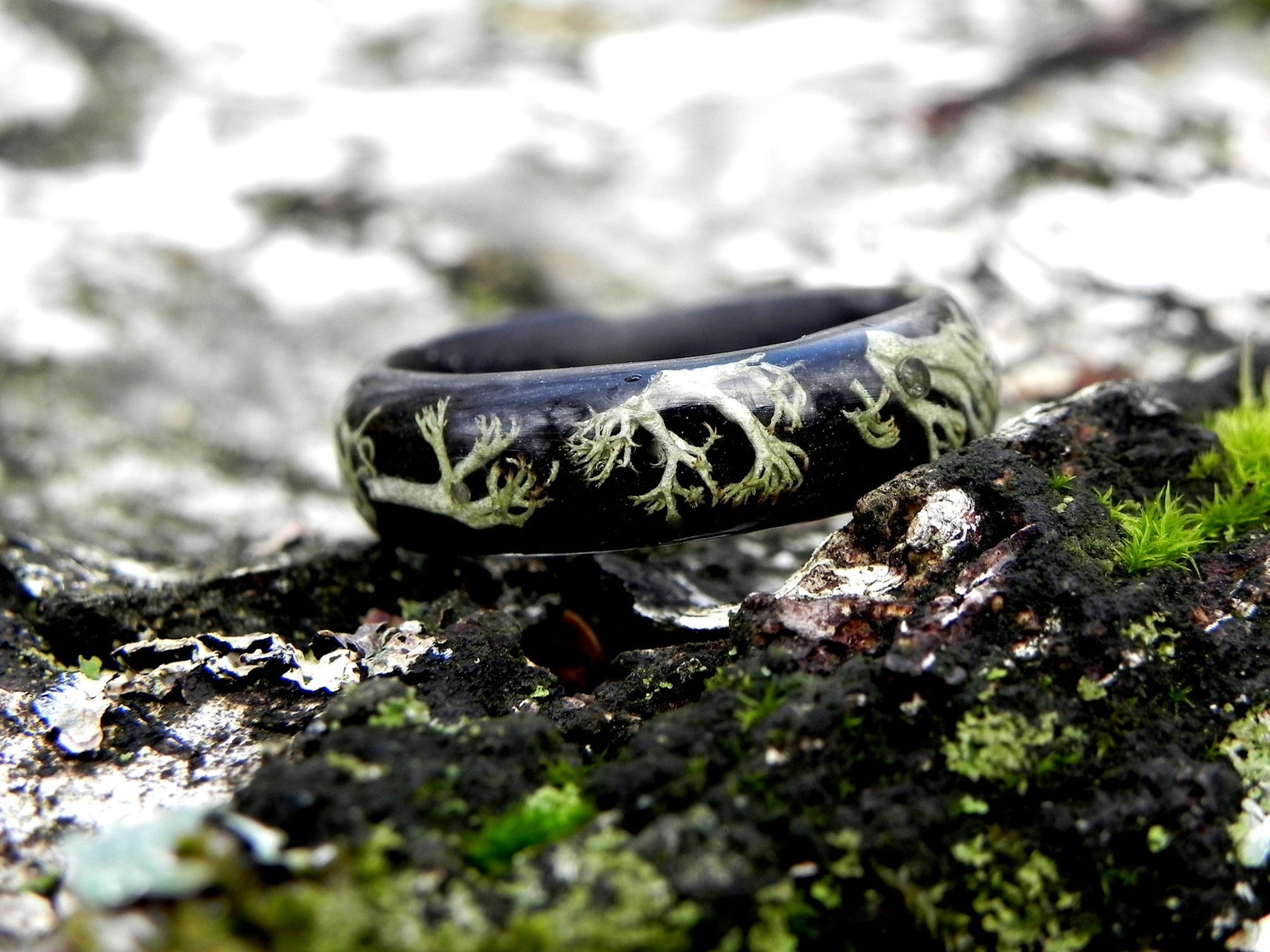 Wedding Forest Ring, Moss Nature Ring, Resin Wood Ring, Bentwood Black ...