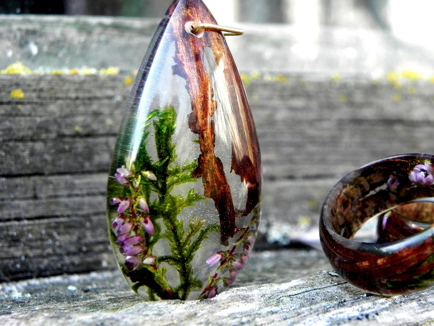 Heather flower pendant Moss wood pendant Wood heather | Etsy