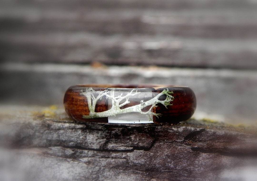 Wooden Resin Moss Ring, Nature Wood Mens Ring, Bentwood Oak Ring ...