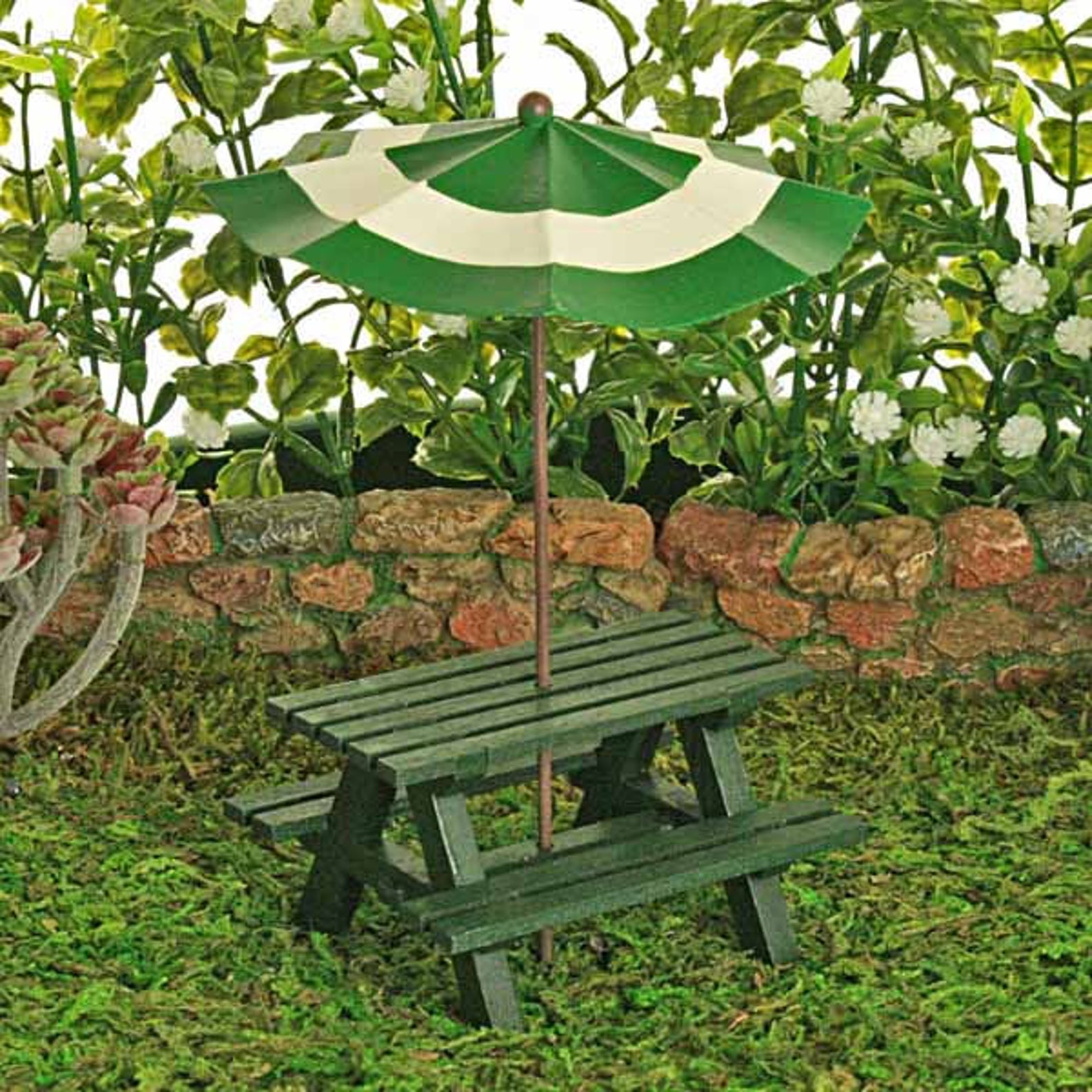 Woodland Green Picnic Bench Collection - Sun Umbrella - Glow in the ...