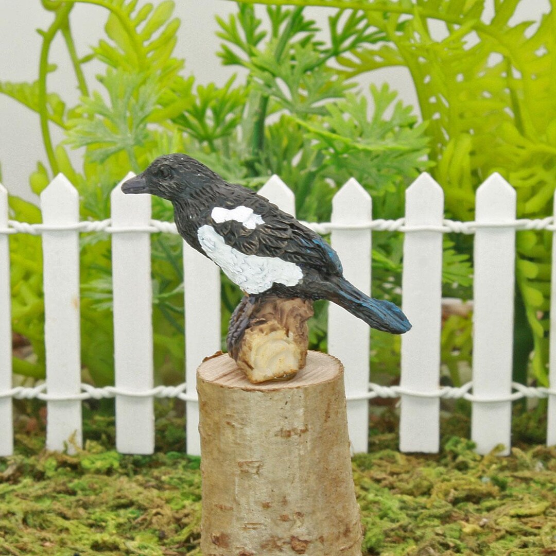 Magpie, Miniature Garden Magpie, Miniature Bird, Doll House, Miniature ...