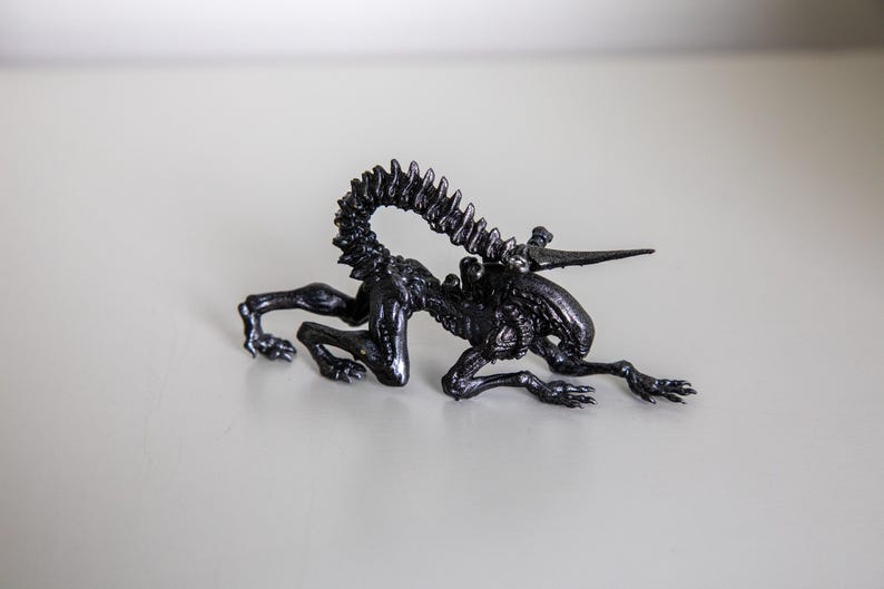 Detailed Resin Classic Alien Xenomorph Figure - Nostromo Crew Design ...