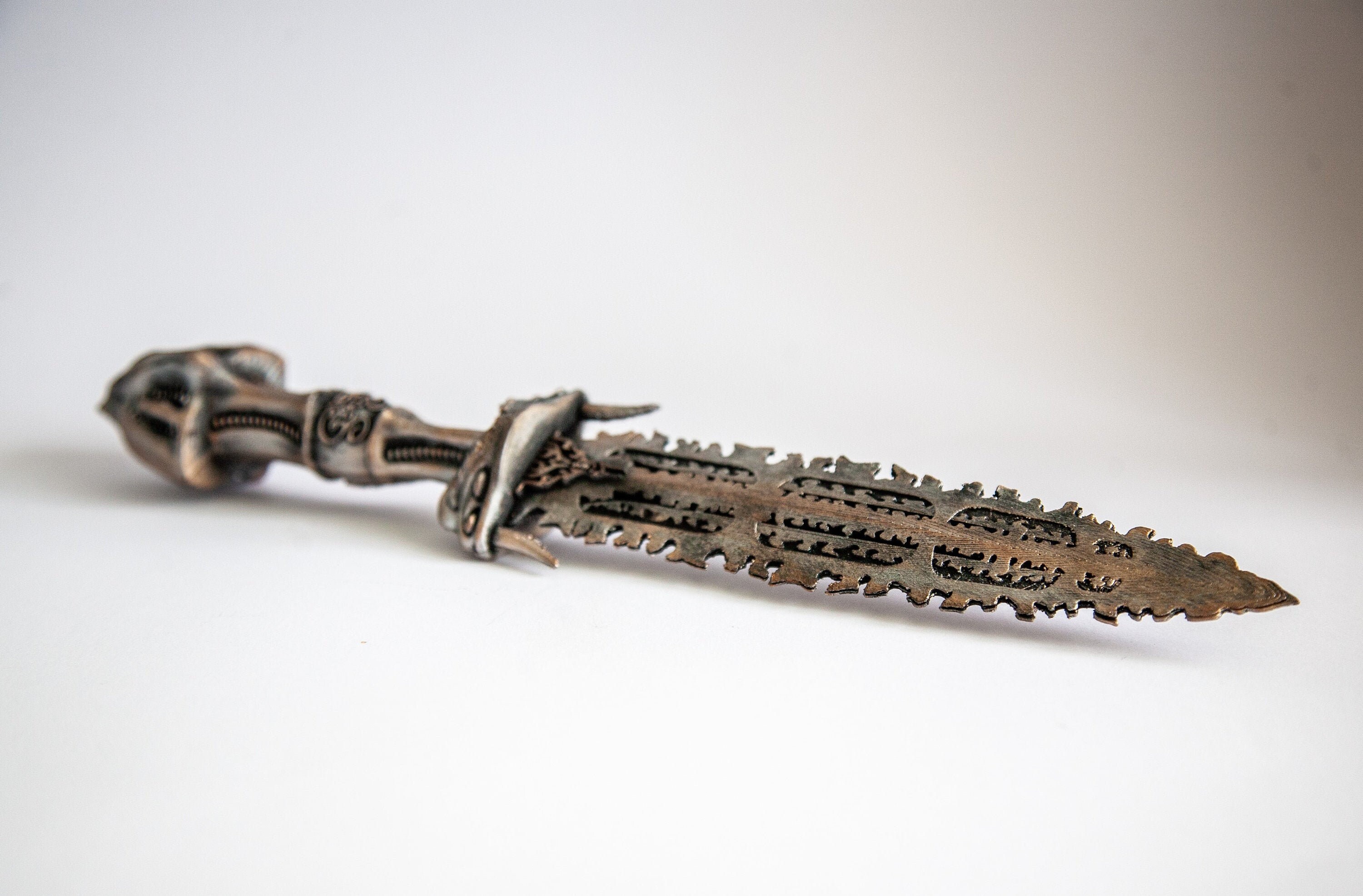 Riddick's Necromonger Irgun Knife 3D Printed Unofficial - Etsy Canada