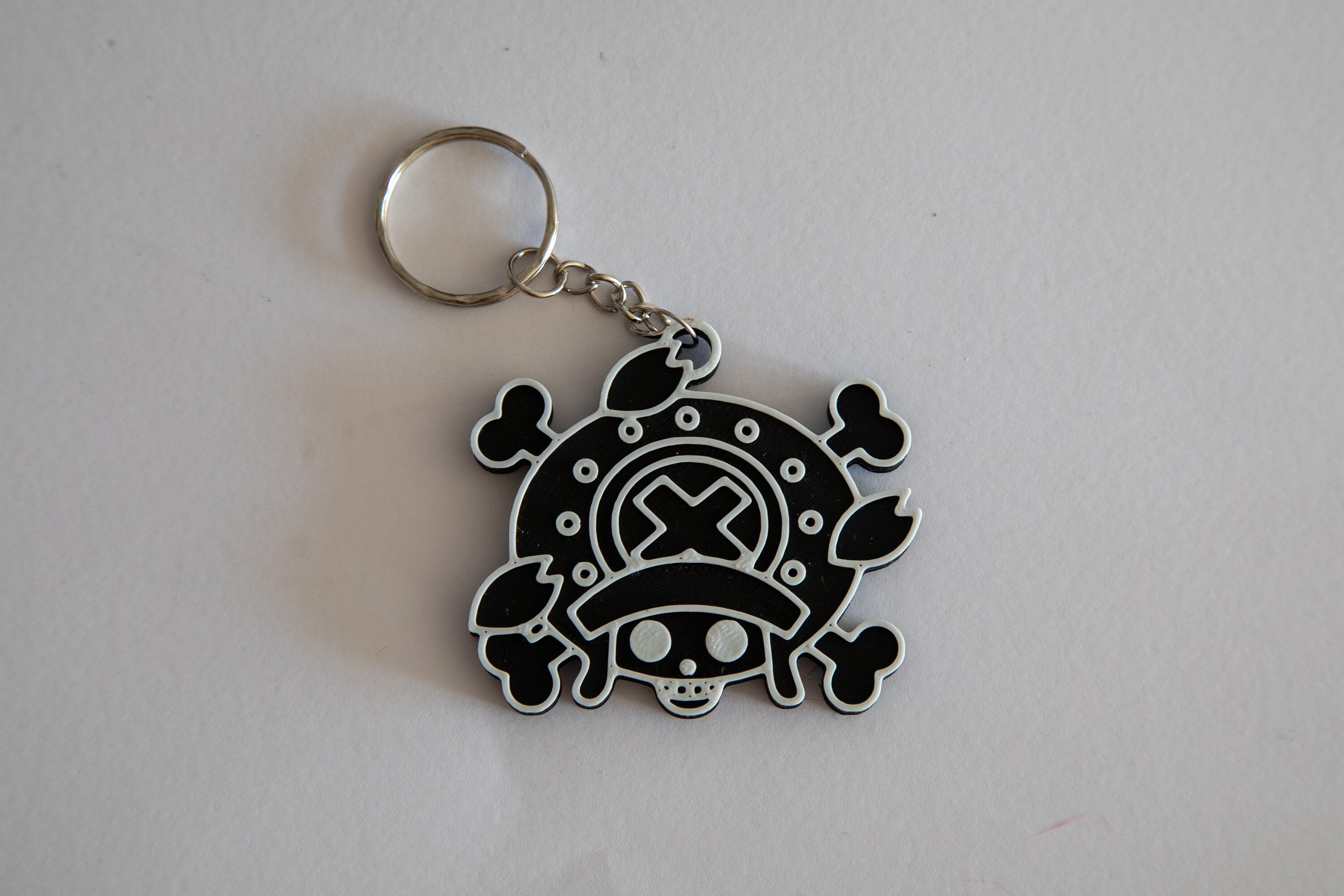 Roronoa One Piece Zoro Keychain, Keyring | Moss Swords | Anime ...