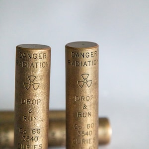 Cobalt-60 Drop & Run Prop, 3d Printed Replica - Etsy