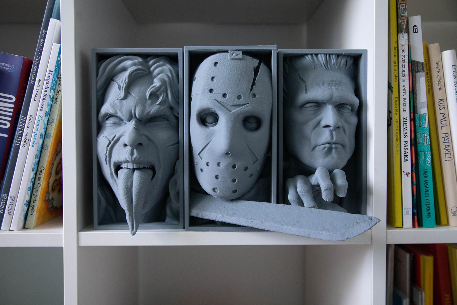 Frankenstein Monster Bookend, Book Nook, Unique Horror Gift, Horror ...