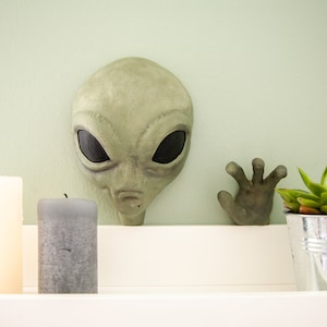 Cute Alien Head Decor Art, Alien Wall Decor, Sci Fi Fantasy Art 3d ...