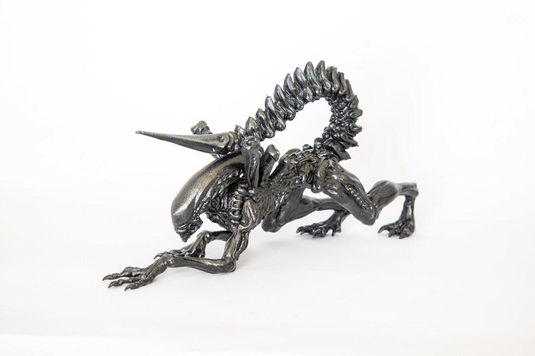 Aliens Movie Inspired Alien Gift Model - Sci Fi Xenomorph Figurine - 3D ...