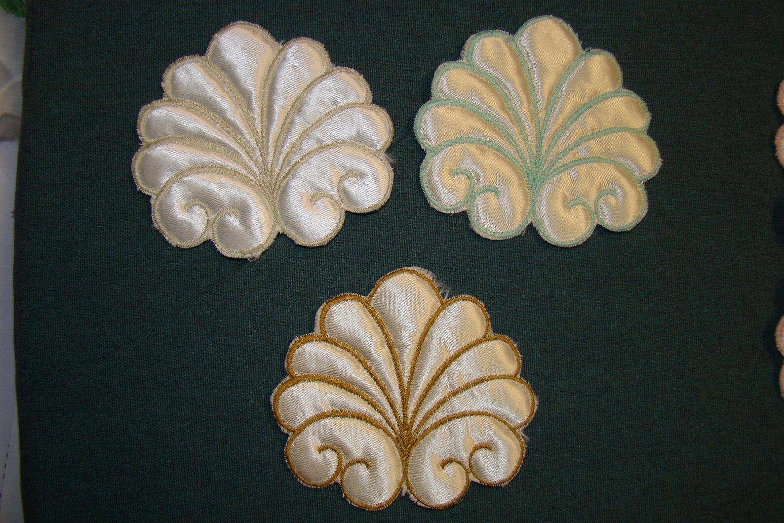 Applique Medium Shell Design Quilted Satin Applique Embellishment ...