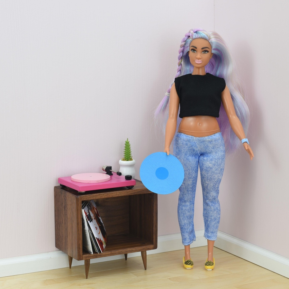 Pink Record Player for 1:6 Scale Doll |solid Wood | Multiple Colors - Etsy