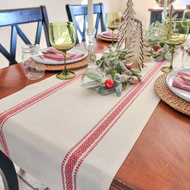 Christmas Table Runner - Etsy