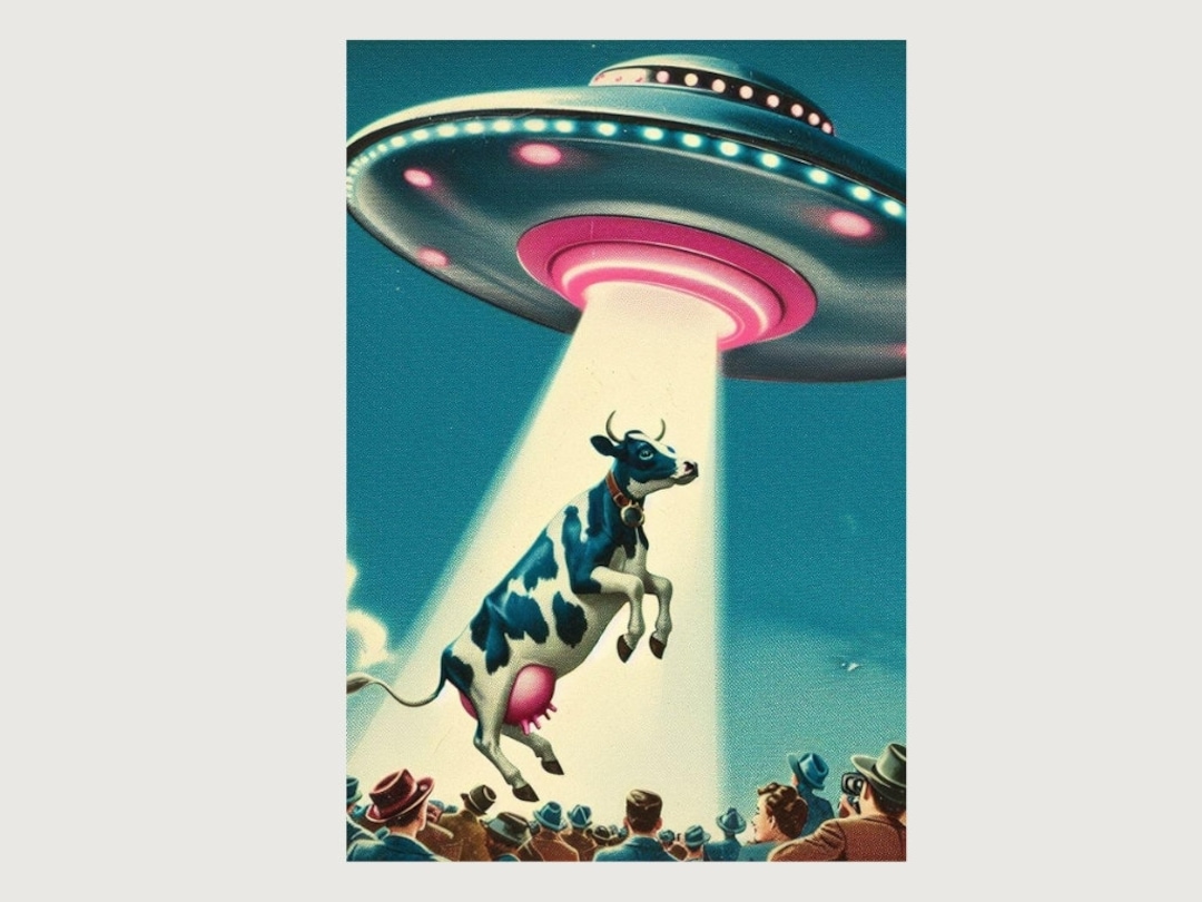 Funny Retro UFO Poster UFO Abduction Art Funny Cow Print Alien Art ...
