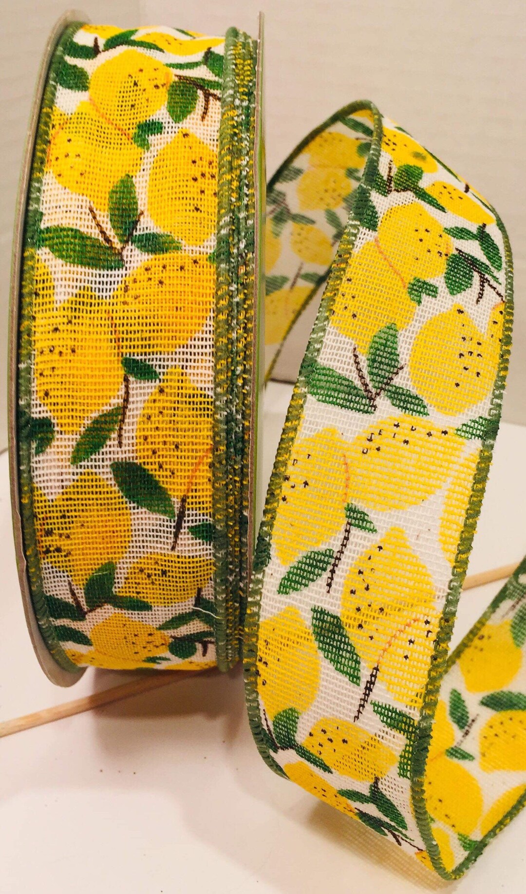 Beautiful 1.5 Inch Wired Light Mesh Ribbon in White With Lemons 5 Yards ...