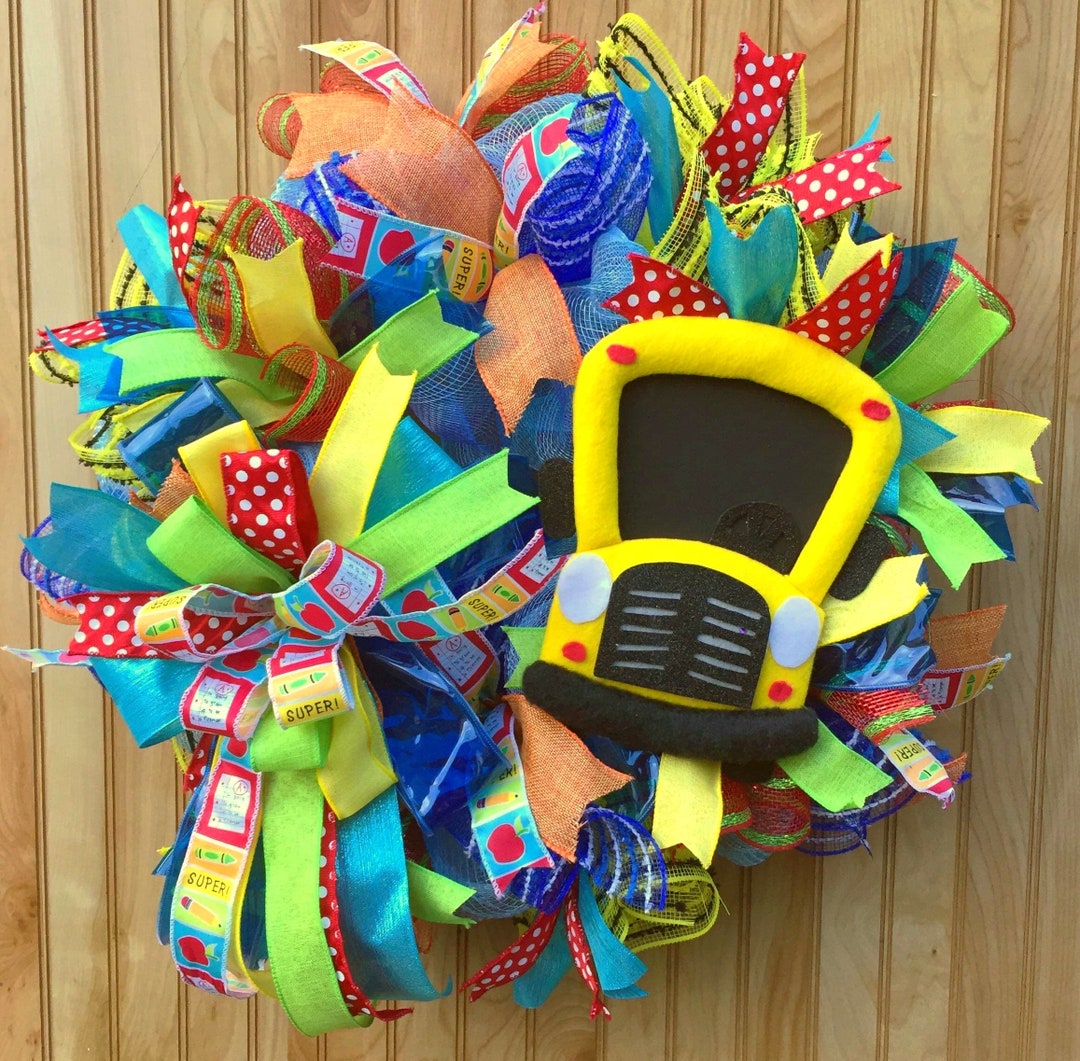Back to School Wreath, School Bus Decor - Etsy