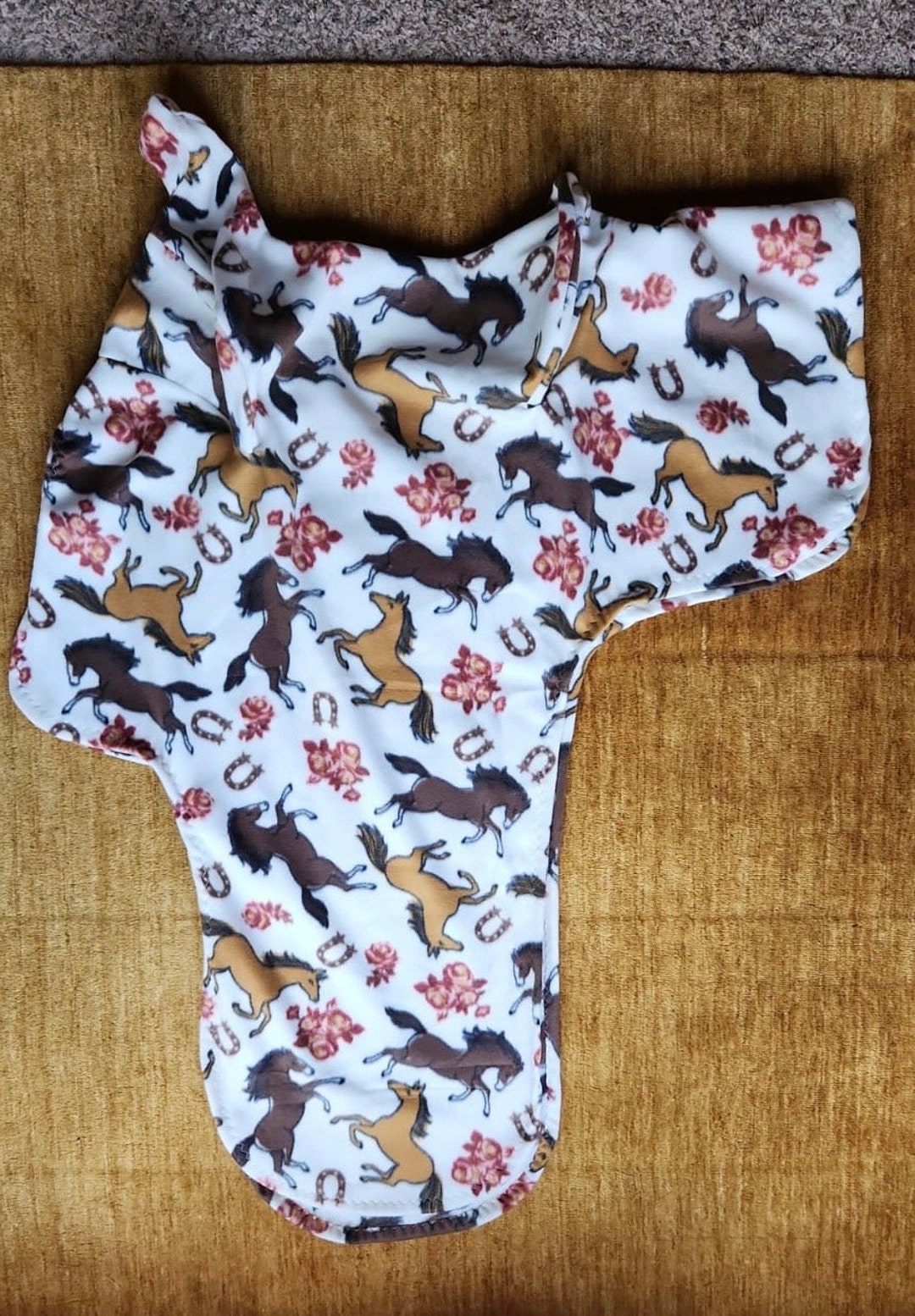 Horses & Roses on Cream Western Saddle Cover - Etsy