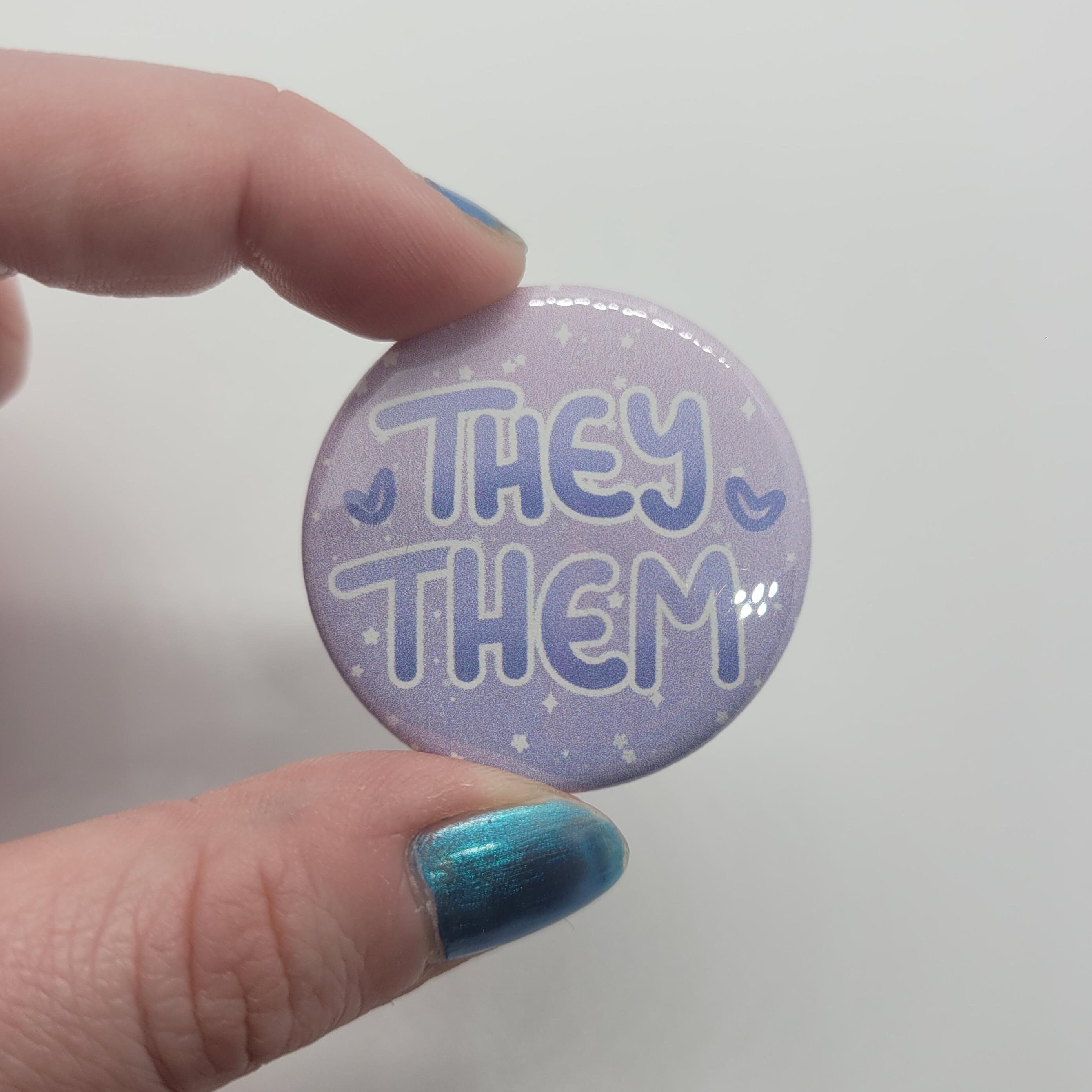 Cute Starry Kawaii Pastel Aesthetic Pronoun Pins 1.5" Pin Buttons ...