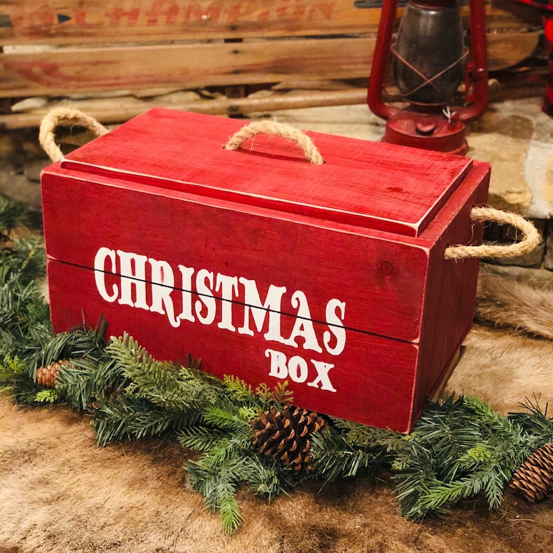 Boxed Christmas - Etsy