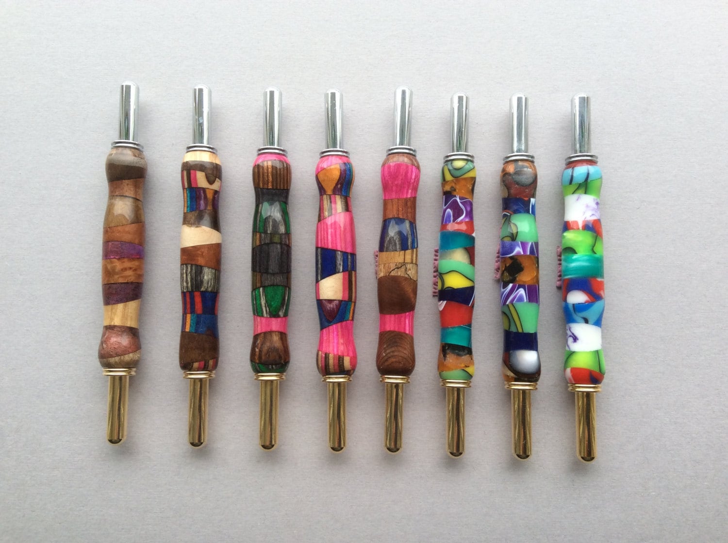 Multi-color Seam Rippers, Seam Ripper on One End and a Stiletto on the ...