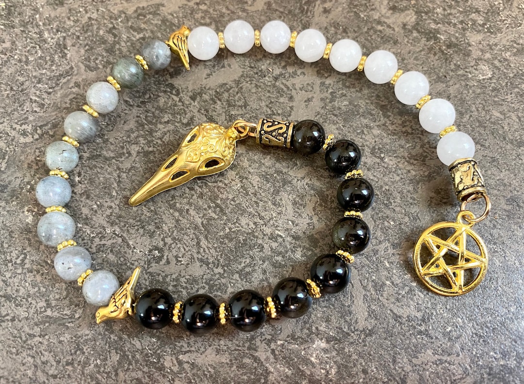 Morrigan Goddess Pocket Prayer Beads, Morrigan Altar, Goddess of Fate ...