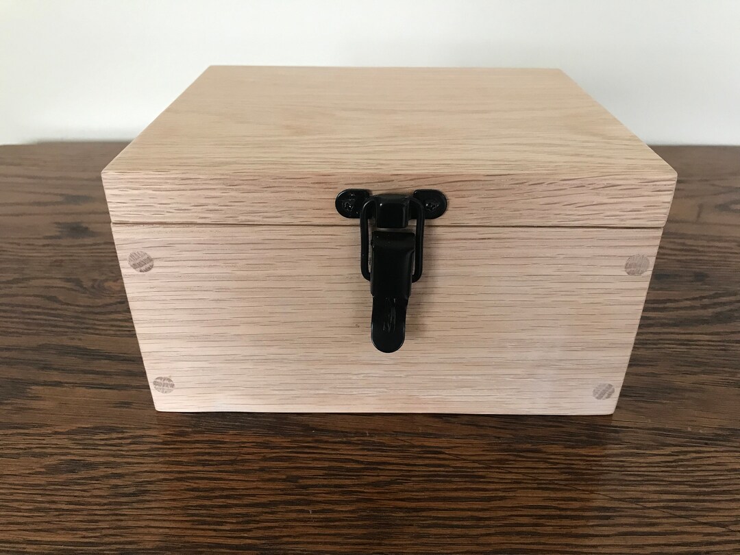 Handcrafted Unfinished Oak Box | Lockable Keepsake Box | Storage Box ...