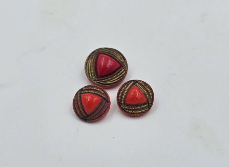 3 Vintage Buttons, Deco Glass Buttons, Red Glass With Gold Accents ...