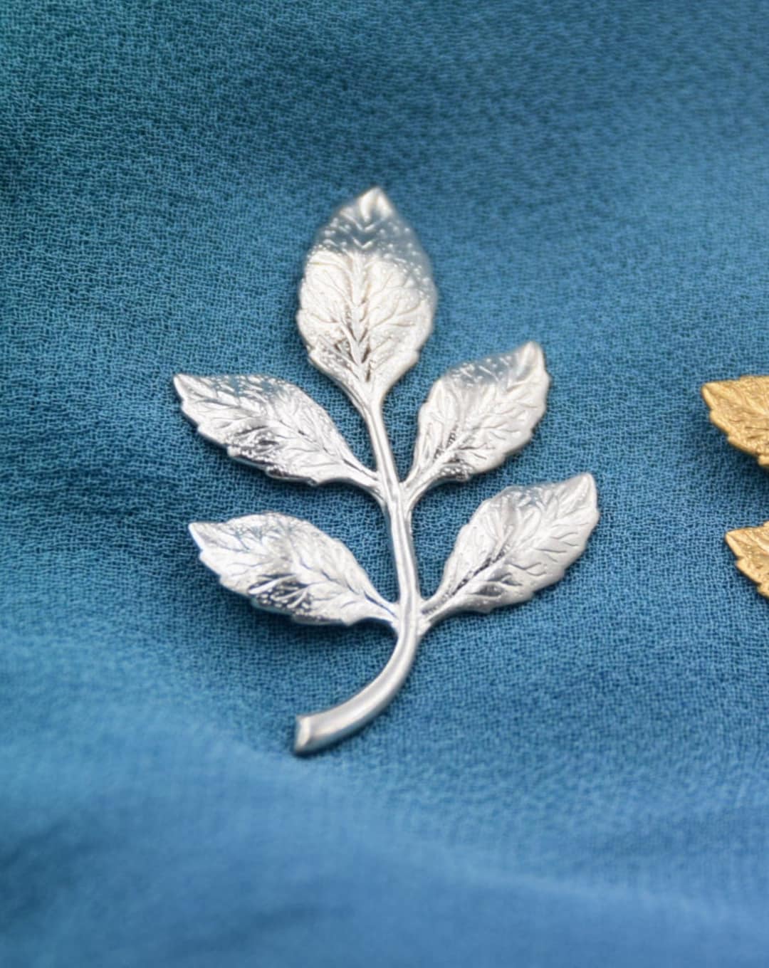Metal Branch With Leaves, Antique Gold Leaves, Antique Silver Leaves ...