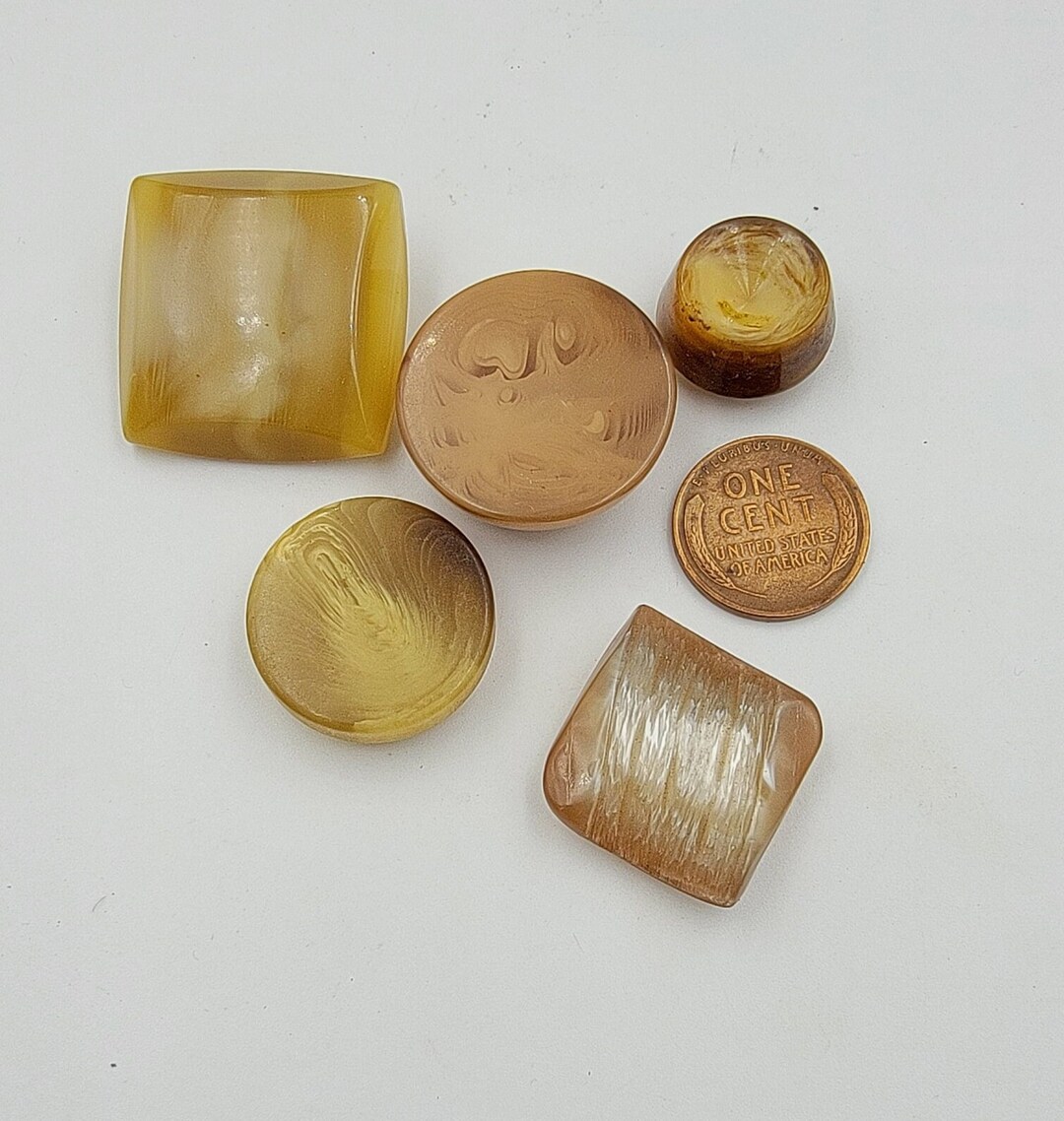 Vintage Buttons, Plastic Buttons, Shades of Tan Brown, 1950-1960, Swirl ...