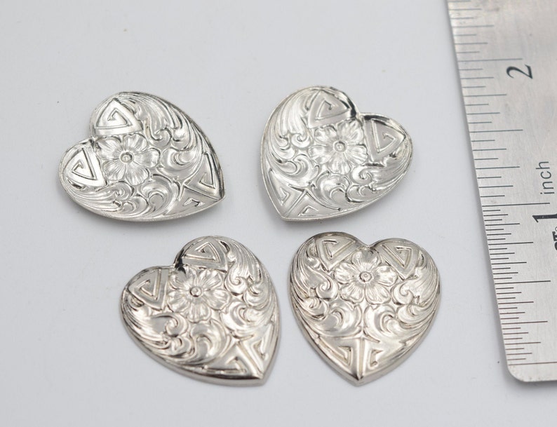 Heart Embellishment, Western Heart With Flower, Rodeo Hearts, Cowgirl ...