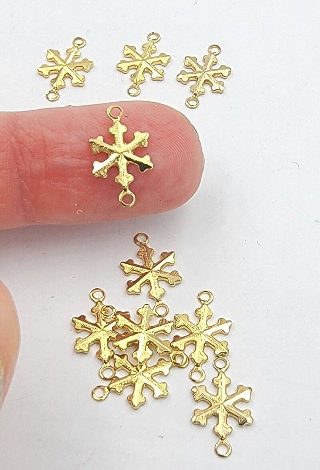 Snowflakes, Snowflake Connectors, Snowflake Charms, Gold Snowflakes ...