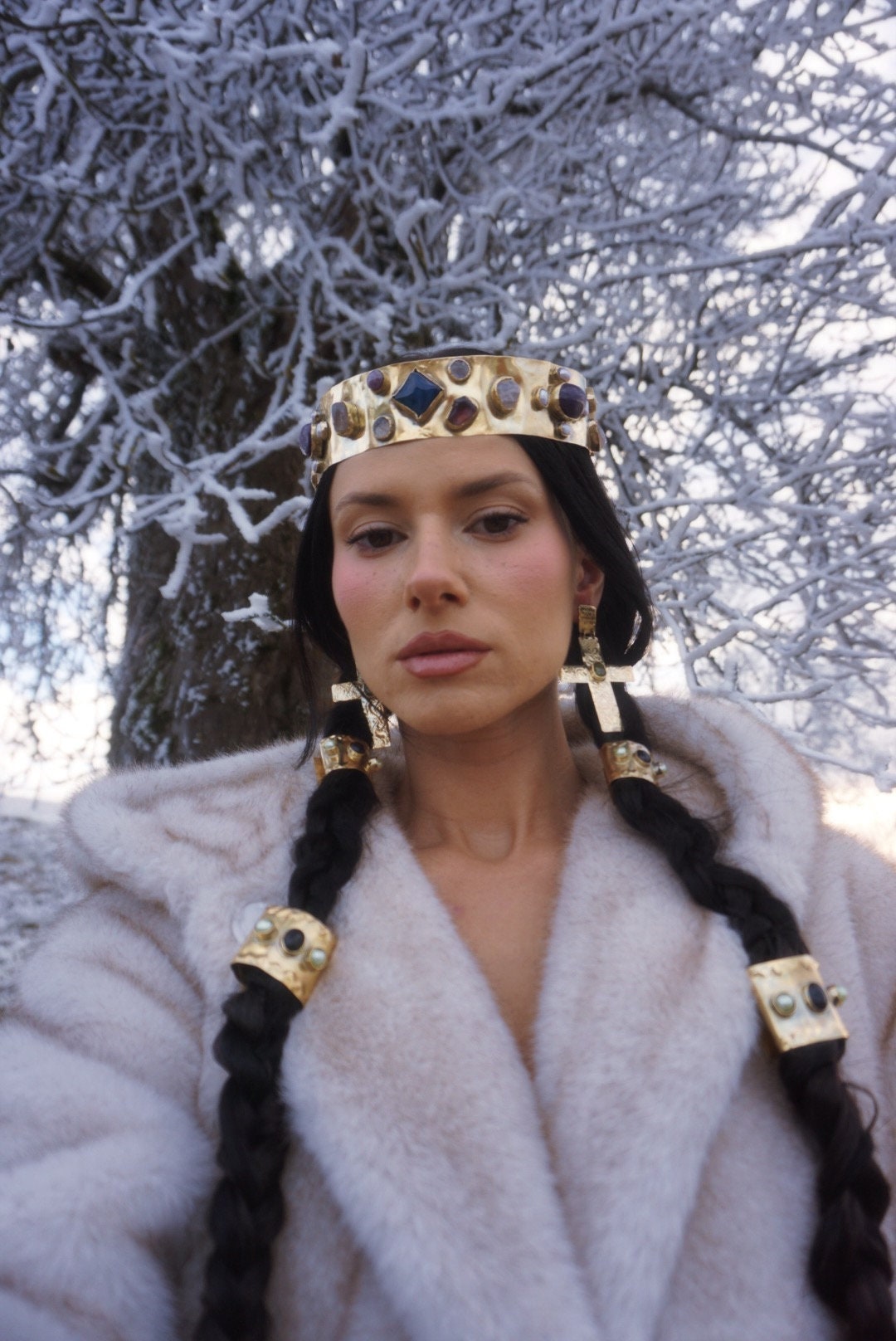 Brunhilda Medieval Crown: Historical Gemstone Headpiece,winter Goddess ...