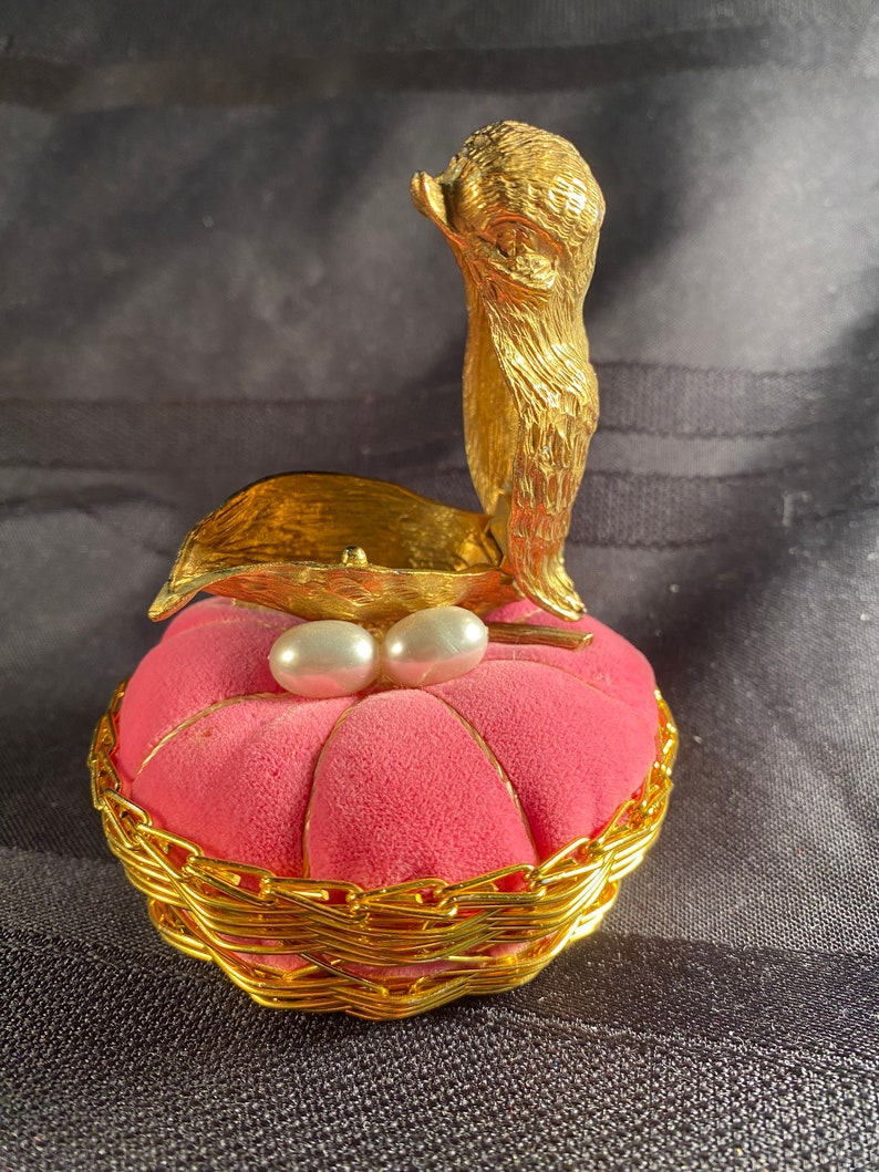 Vintage Hinged Gold Bird on Nest Thimble Holder Pin Cushion & Sterling ...
