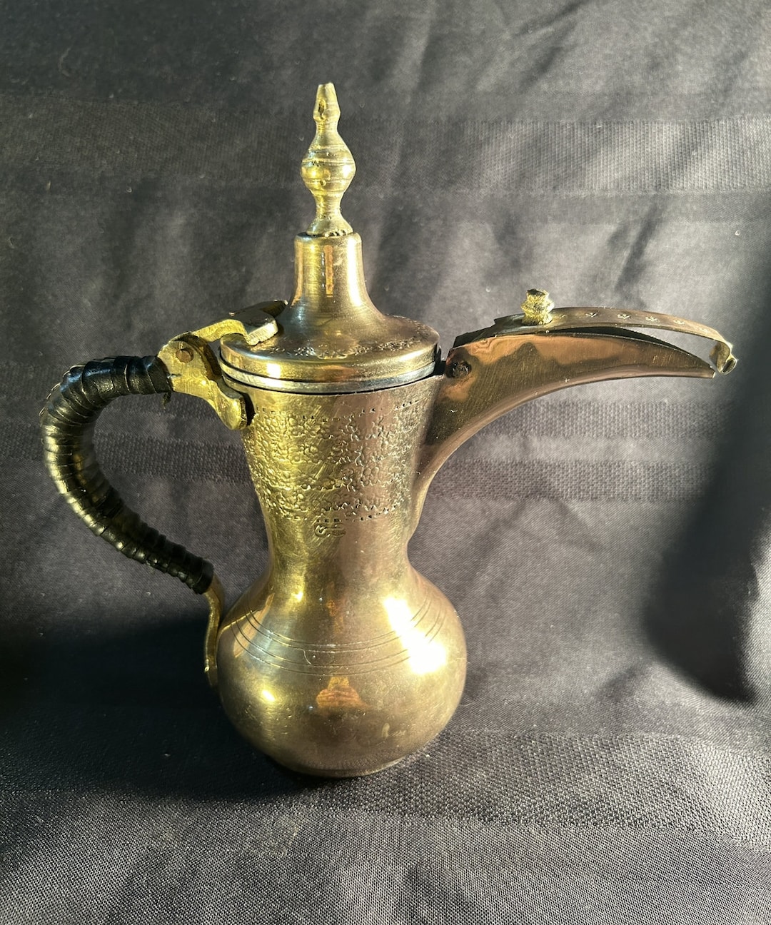 Vintage Brass Dallah Coffee Pot – Traditional Middle Eastern ...
