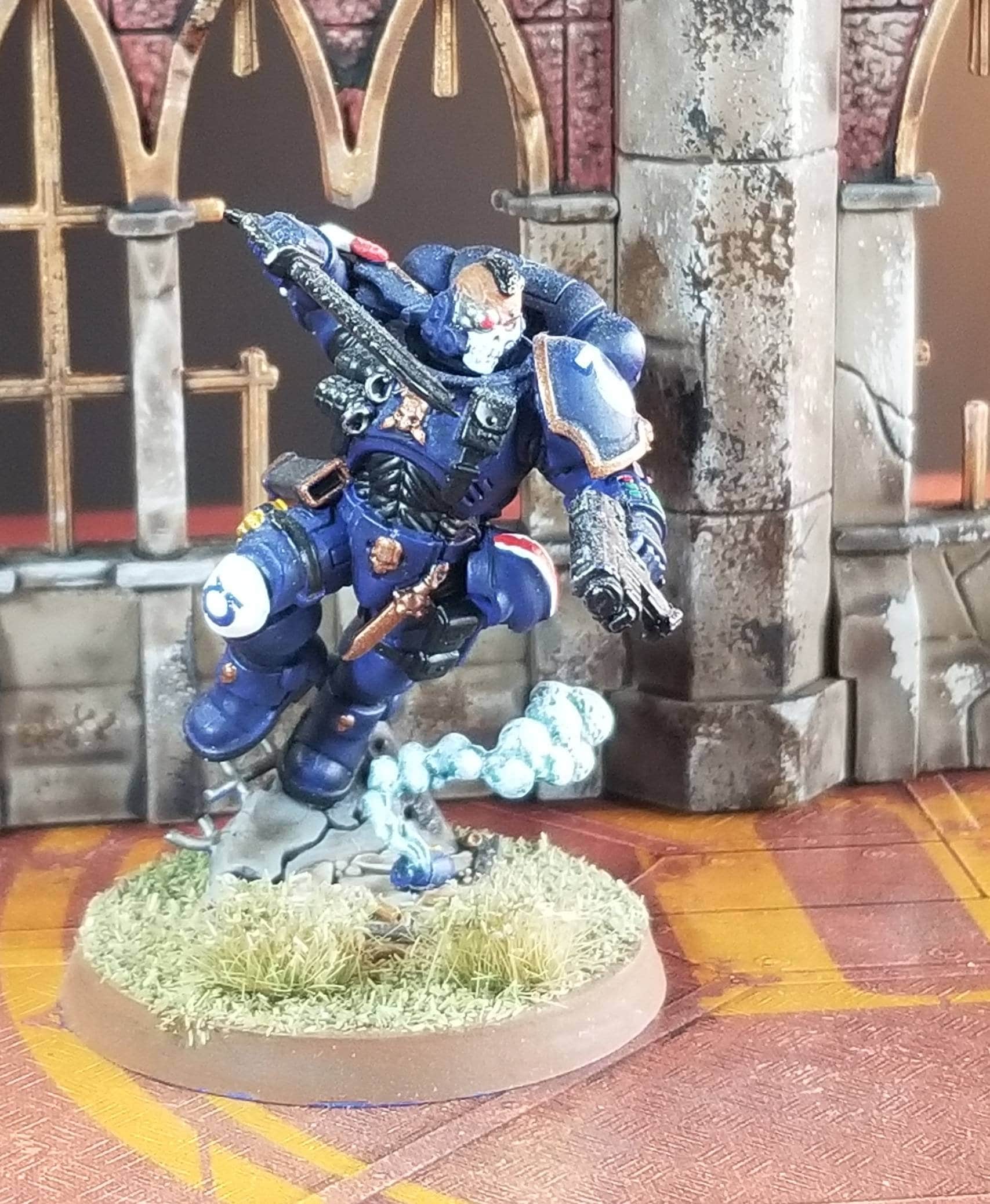 Ultramarines Lieutenant in Reiver Armor Warhammer 40K Space | Etsy