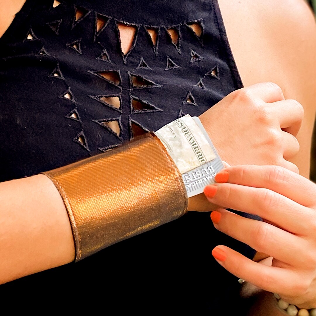 RFID Wallet Women, Fancy WRIST WALLET Bracelet Travel Wallet for Men ...