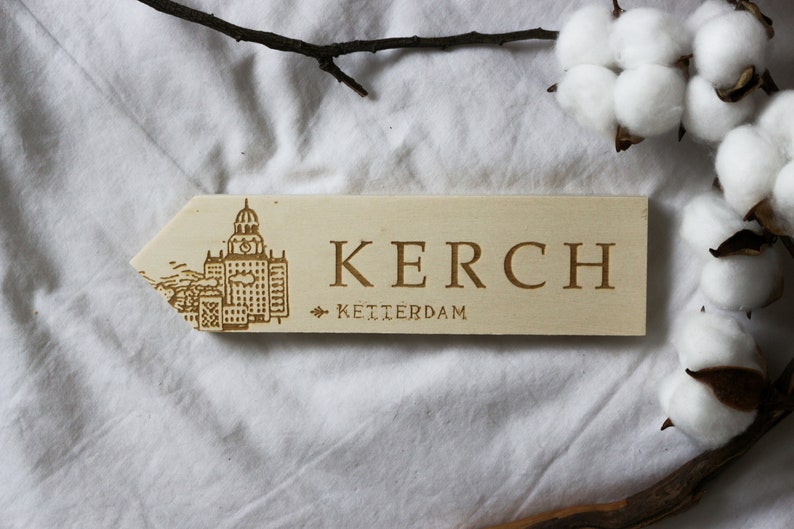 Grishaverse Individual Large Wooden Signposts Fjerda Kerch | Etsy