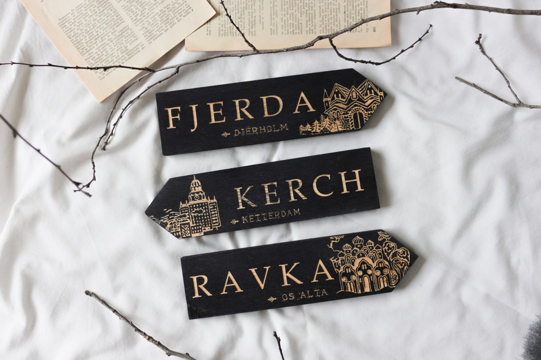 Grishaverse Individual Large Wooden Signposts, Fjerda, Kerch, Ravka ...