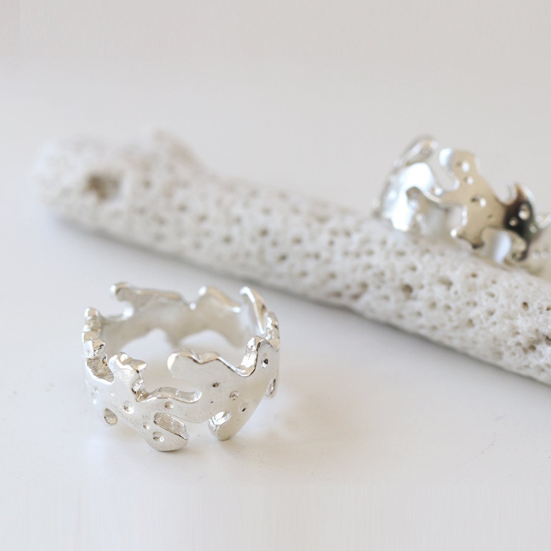 Big Coral Reef Ring - Etsy