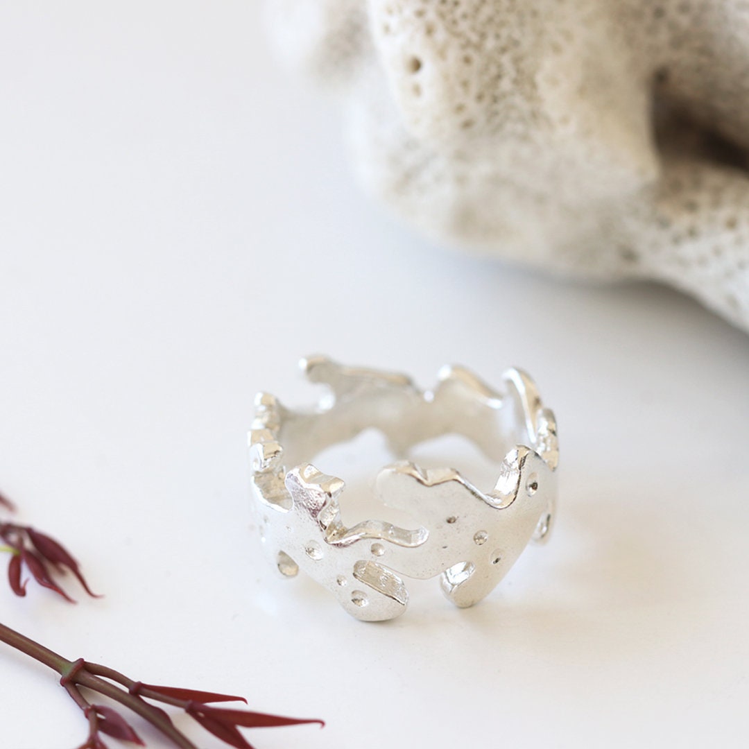 Big Coral Reef Ring - Etsy