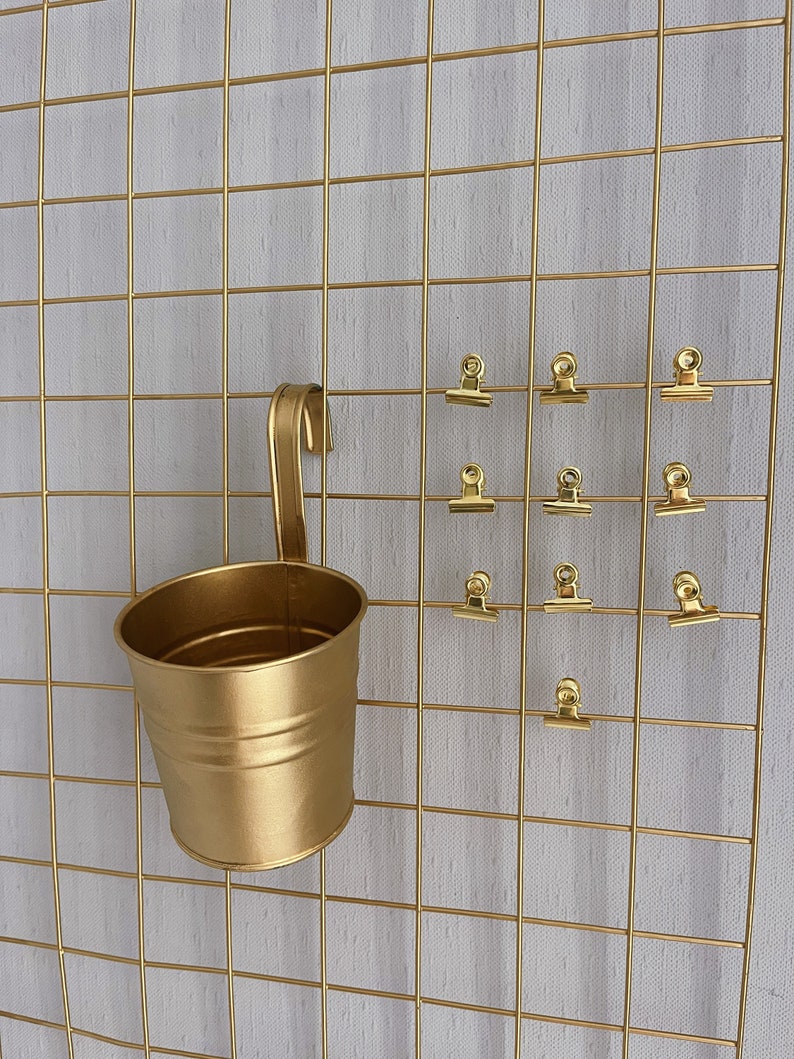 Gold Wire Wall Grid FREE Clips Large Metal Photo Grid Foto - Etsy