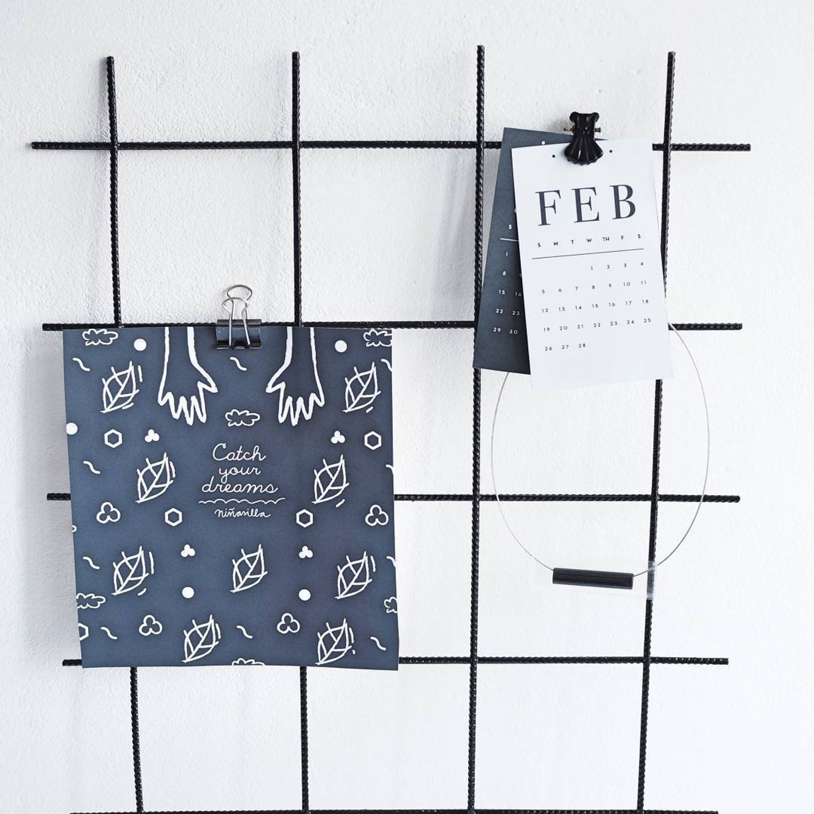 Black Wire Wall Grid + Shelf, FREE CLIPS, Wire Mesh Memo Board ...