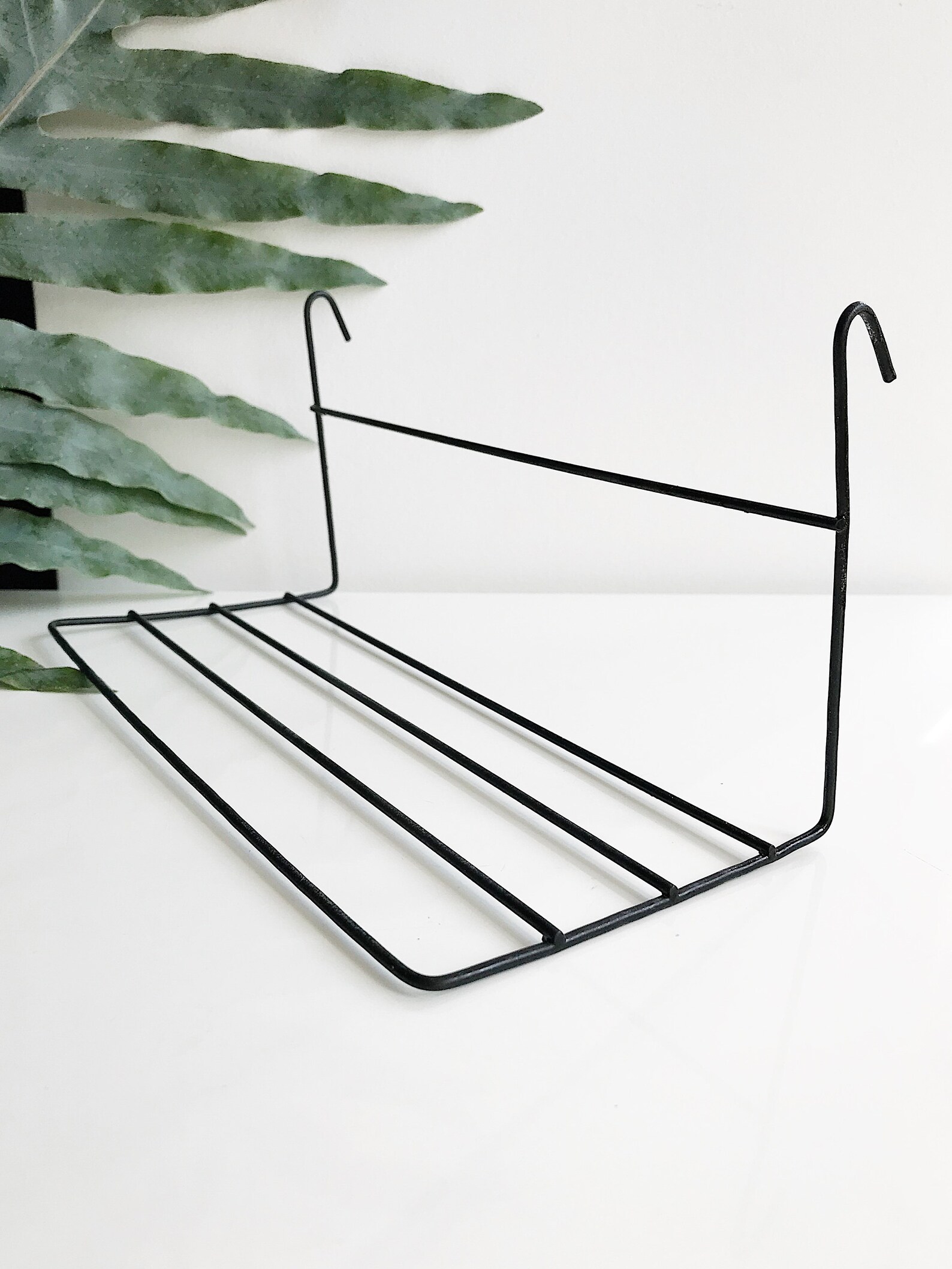 Large Black Wire Wall Grid Shelf FREE CLIPS Wire Mesh Memo - Etsy