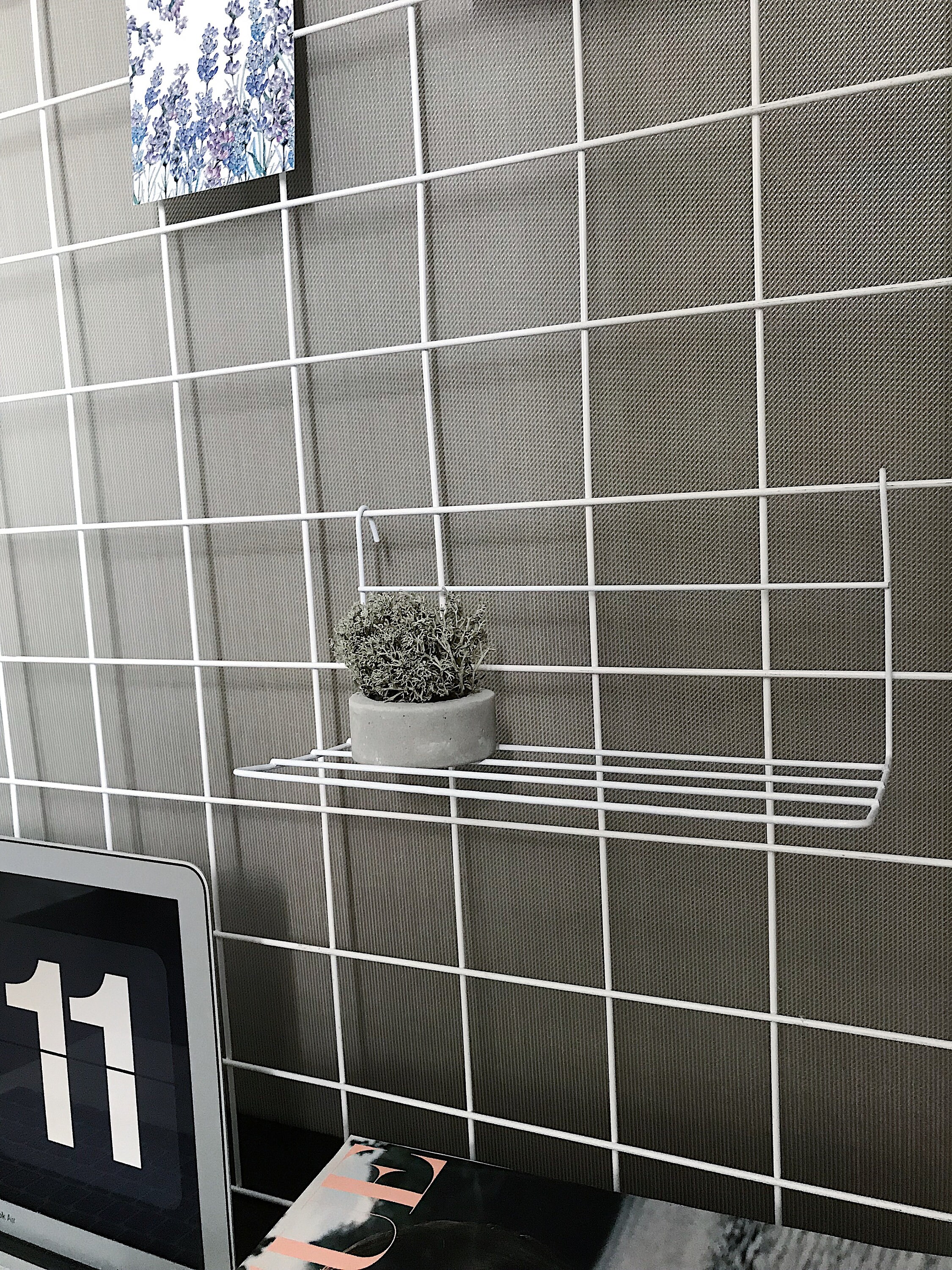 White Shelf for Wire Wall Grid, Small Straight Shelf Rack for Mesh Memo ...