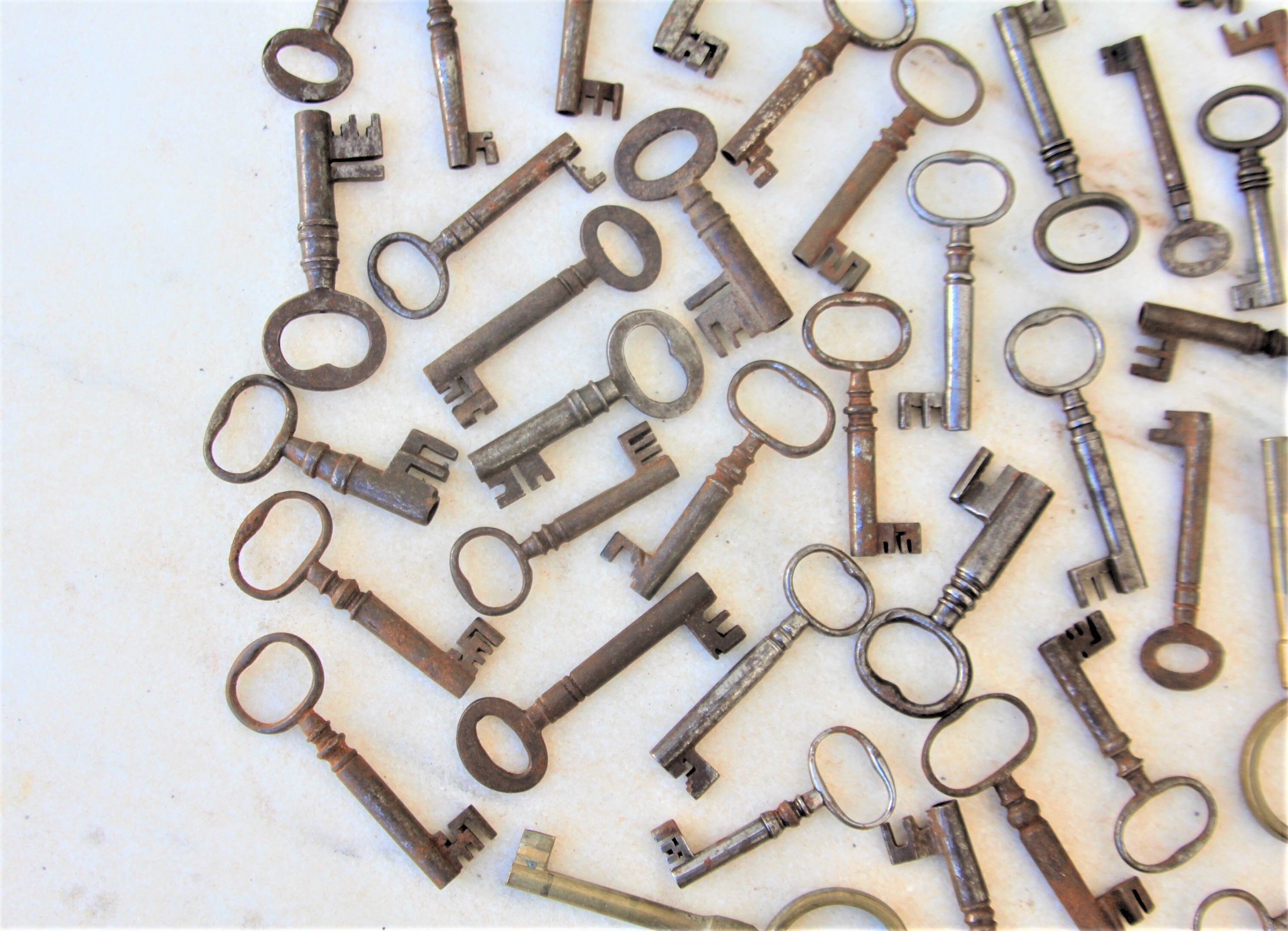 50 Small Decorative Keys From the Georgian Period up to Mid Century - Etsy